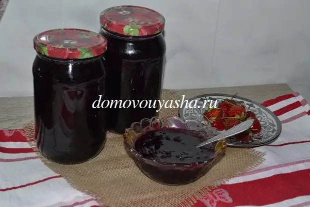 Jam IR Black Currant Five-Minute