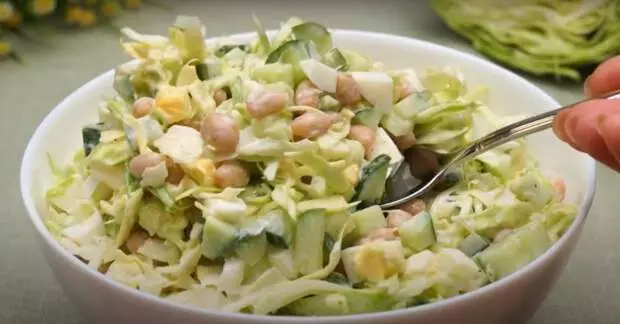 Insalata con fagioli e cavoli