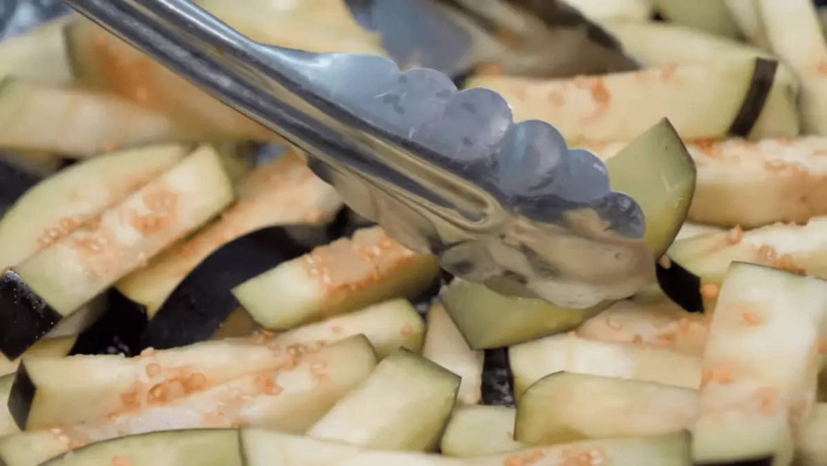 Snel en goedkeape salades mei beets: hearlik, nuttich en altyd trouwens