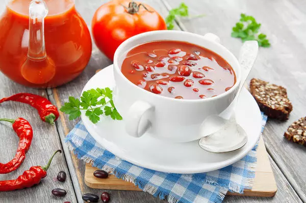 Tomato beans soup