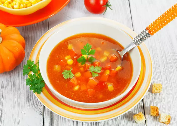 Corn soup with pumpkin and pepper