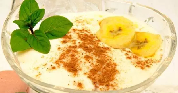 Receta të thjeshta desserts me banane