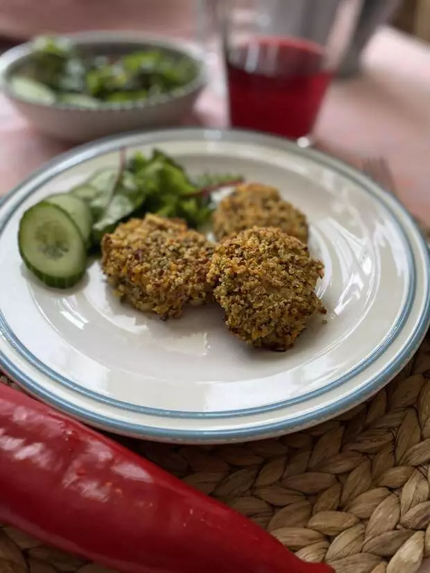 Dietary Cutlets Kubva Mufirimu uye Carrot