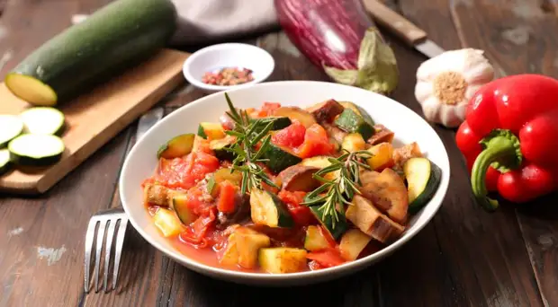 5 options for vegetable stew for which you can give everything