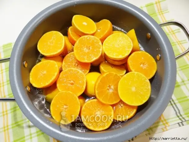 Mandarin Jam dengan kulit