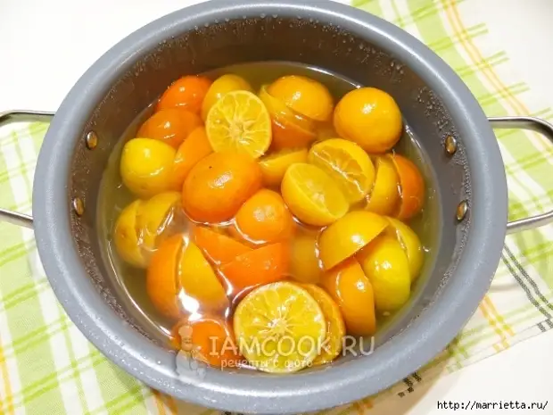 Mandarin Jam dengan kulit