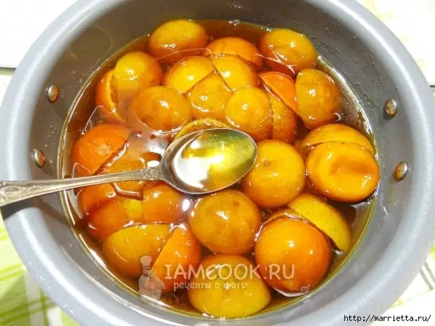 Mandarin Jam dengan kulit