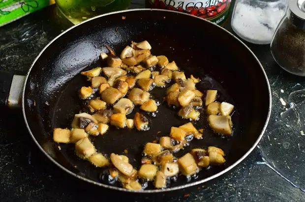 Frânske salade mei champignons - hearlik en prachtige