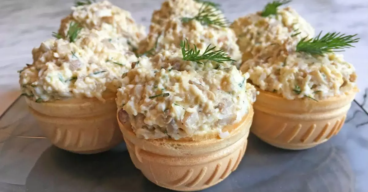 Xyoo Tshiab Tartlets: 10 Kev Xaiv Zoo Nkauj