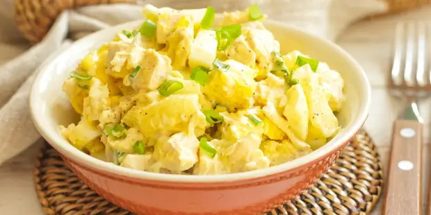 10 Delicious Salads with Pineapple