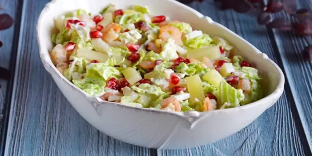 10 Delicious Salads with Pineapple