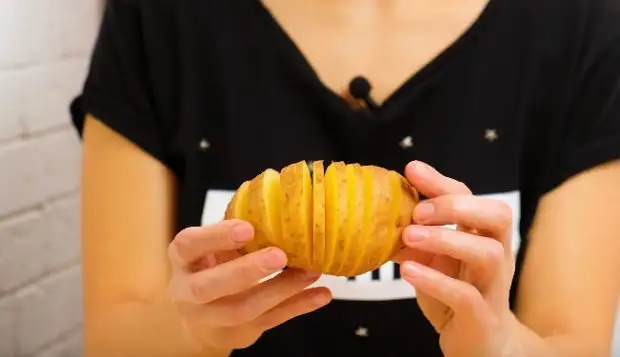 2 Einfach Kartoffel Rezept an den Uewen