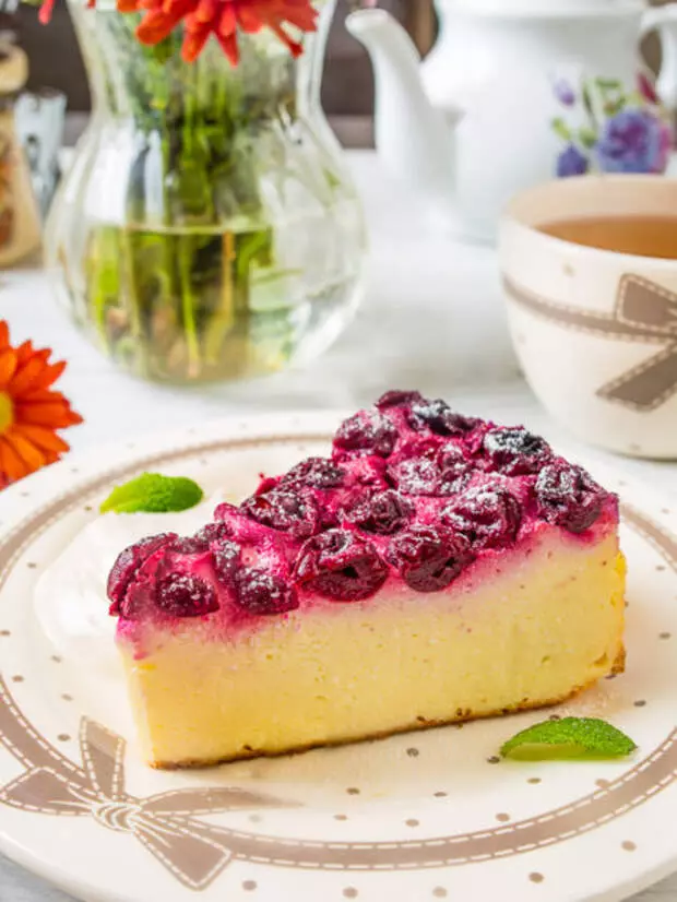 Kiraz ile yazlık cheesecake