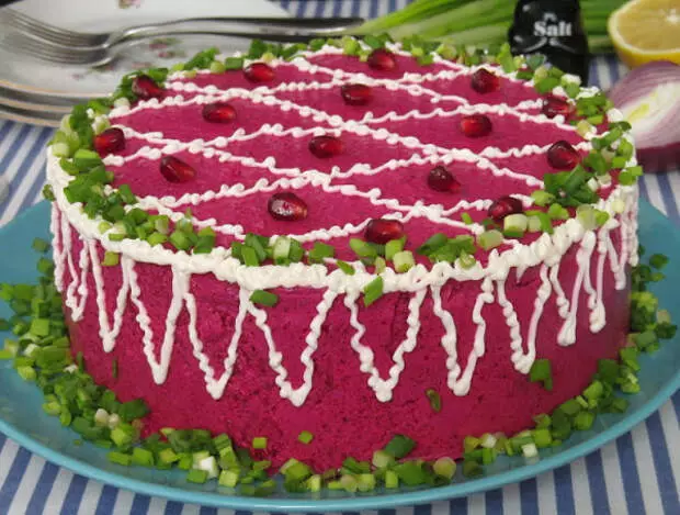 Cake-salata "haringa pod krznenim kaputom"