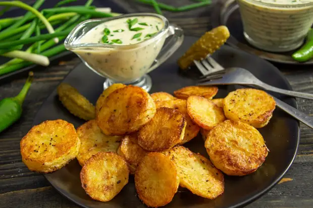 Smelt bakte ierappels mei Tartar saus