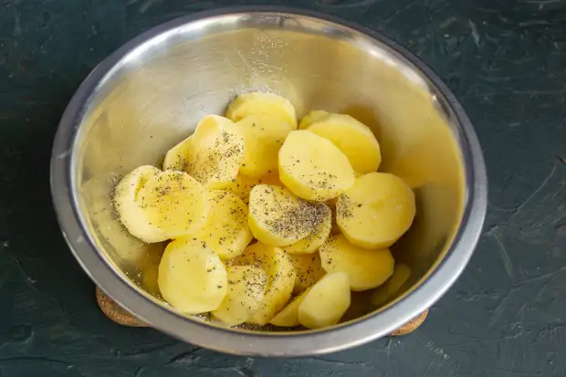 Smelt bakte ierappels mei Tartar saus