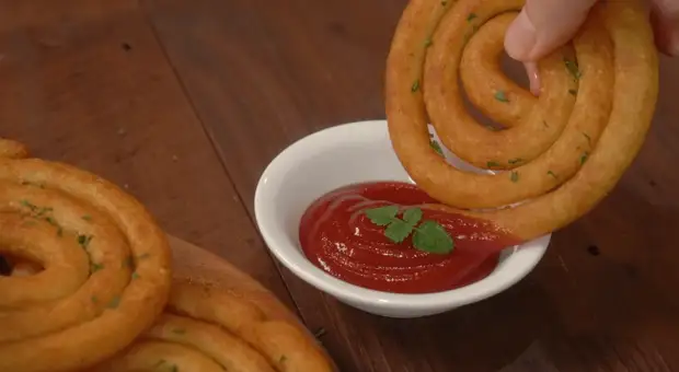 I-potato spirals: Indlela entsha yokupheka i-french fries