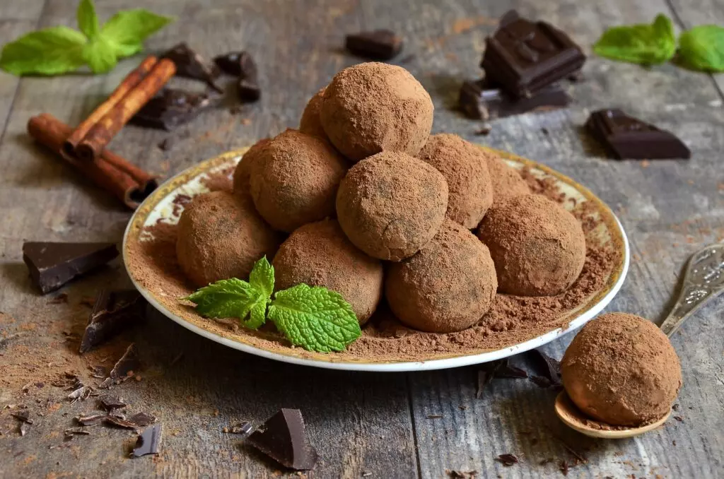 Ama-chocolate truffles