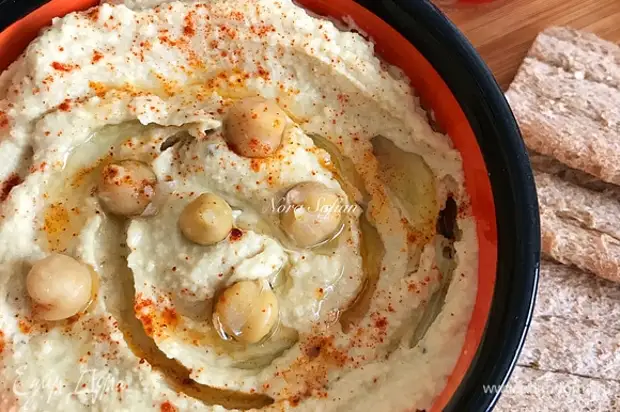 រូបមន្ត hummus ជាមួយមួយជំហានម្តង ៗ