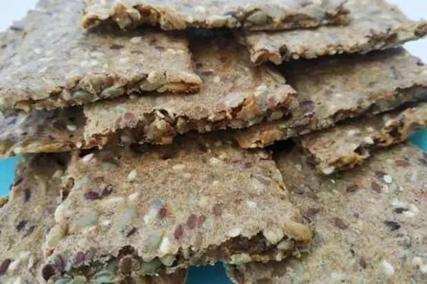 Bi tovên tîrêjê, flax û sesame re çêdike