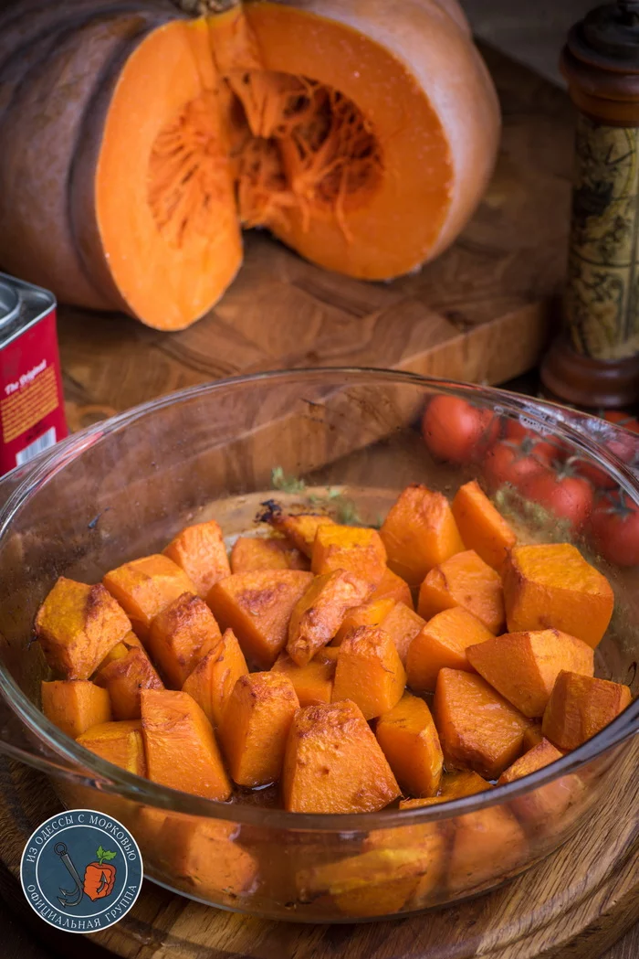 Sopa de calabaza con salchichas.