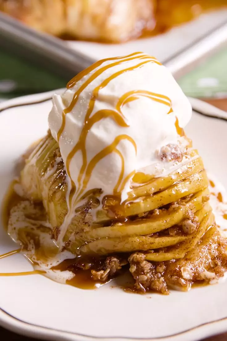 Crisp Apple Pie nga adunay ice cream: Diha-diha dayon resipe nga resipe