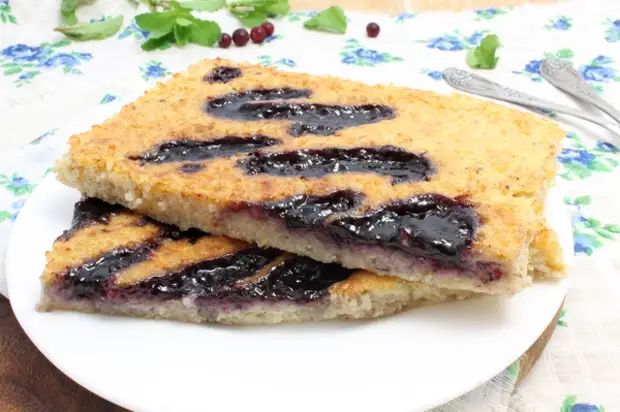 Oat tarta marmeladarekin