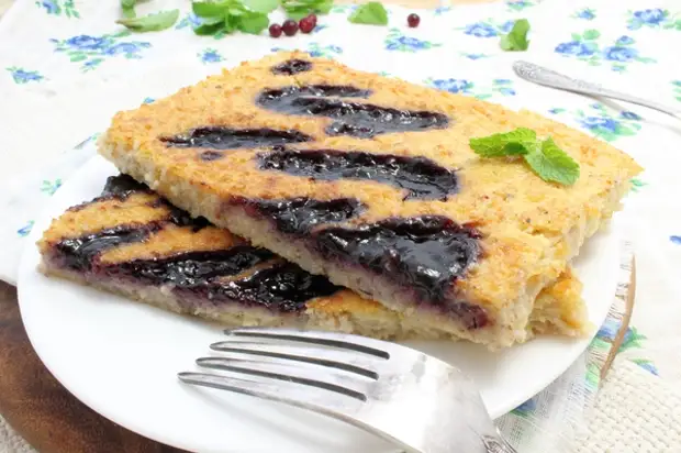 Oat tarta marmeladarekin