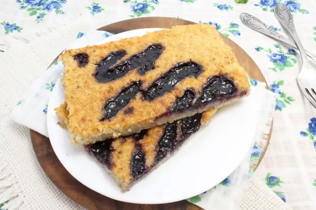 Oat tarta marmeladarekin