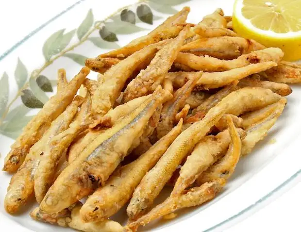 anchovies کے ساتھ دلچسپ آمدورفت