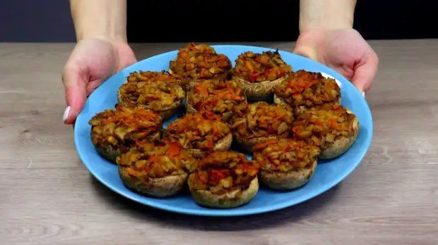 Uitstekende snack vir enige tafel! Voorbereiding van maer sampioene