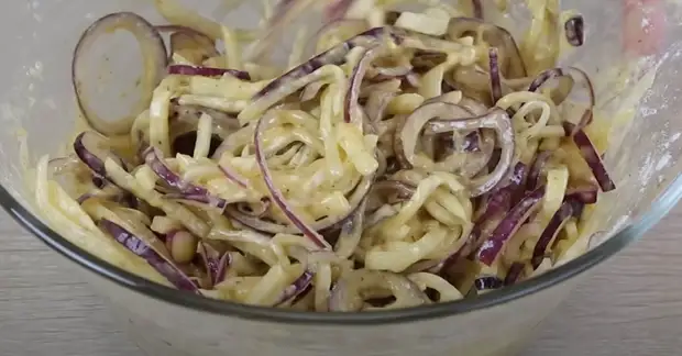 Pönnukökur með boga og radish