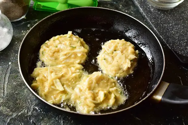 Cabbagers with minced meat - delicious, juicy and satisfying