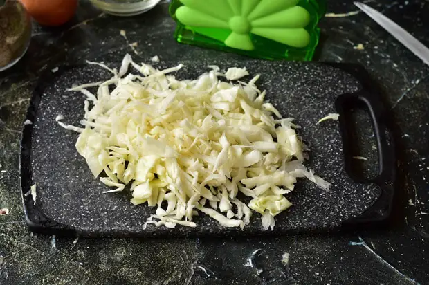 Cabbagers with minced meat - delicious, juicy and satisfying