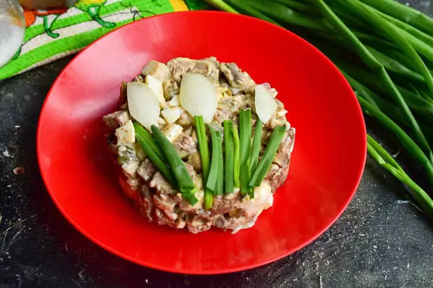 Salad "Snowdrop" - bèl ak orijinal la