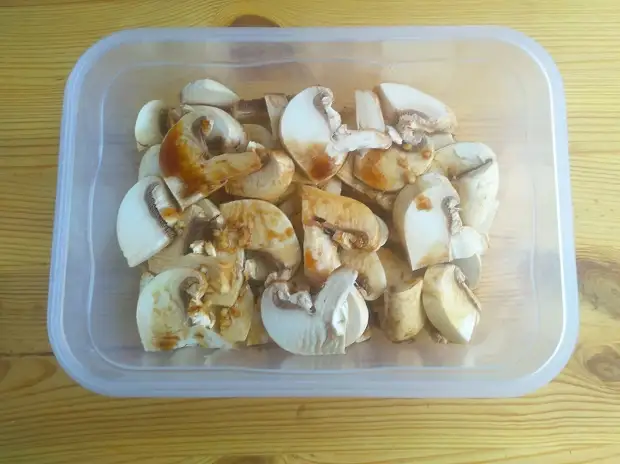 Champignons in Sojasauce - würzig und appetitlich Snack