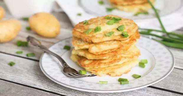 Lenten Datra van aardappelen zonder eieren - een smakelijk, bevredigend gerecht voor elke dag!