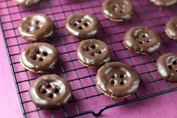 Cookie pazakontë në formën e një butoni