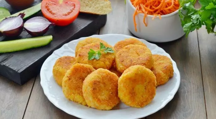 Aardappelcutlets met tong. \ Foto: Facebook.com.