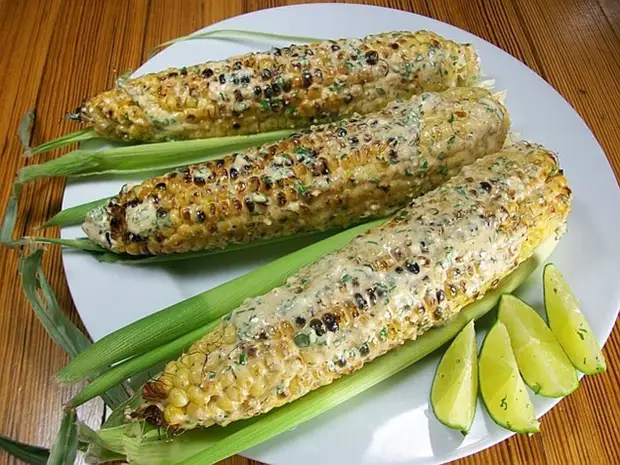 Lamian nakakuha og mais sa grill