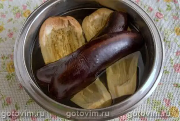 Baklažán s chatovým syrom, krok 01