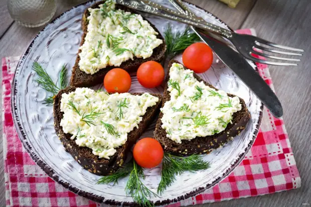 Non seulement dans les salades: que pouvez-vous cuisiner d'autre avec mayonnaise?